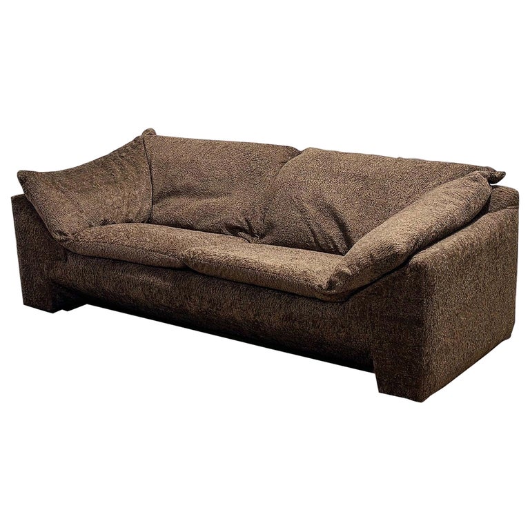 "Arizona" Sofa in Boucle - Jens Juul Eilersen for Niels Eilersen ...