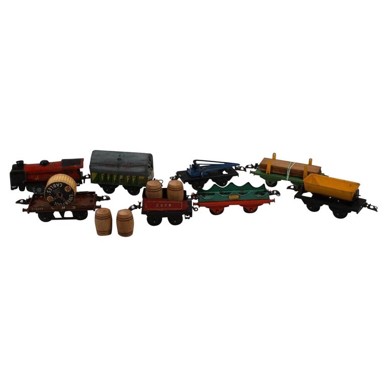 Set of 6 Miniature Freight Train Wagons, Scale 0 1H182 For Sale at 1stDibs