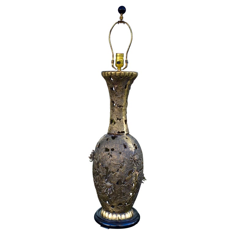Lampe vintage en laiton des années 1960 En vente sur 1stDibs