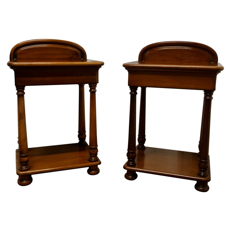 Pair of Cherry Wood Night Tables Bedside Cabinet For Sale at 1stDibs