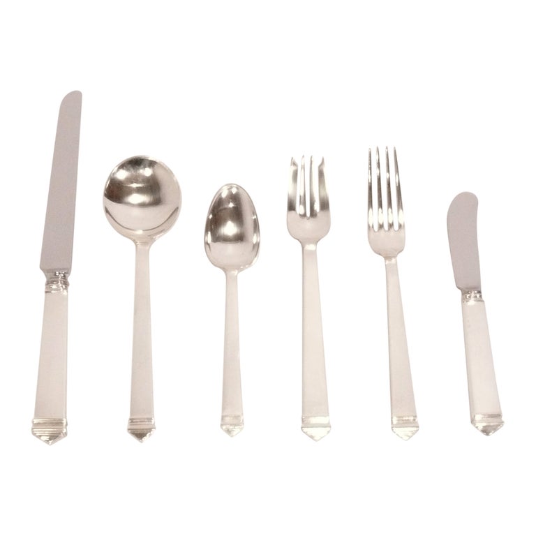 Tiffany Hampton Pattern Sterling Silver Flatware Large 96 Piece Set For ...