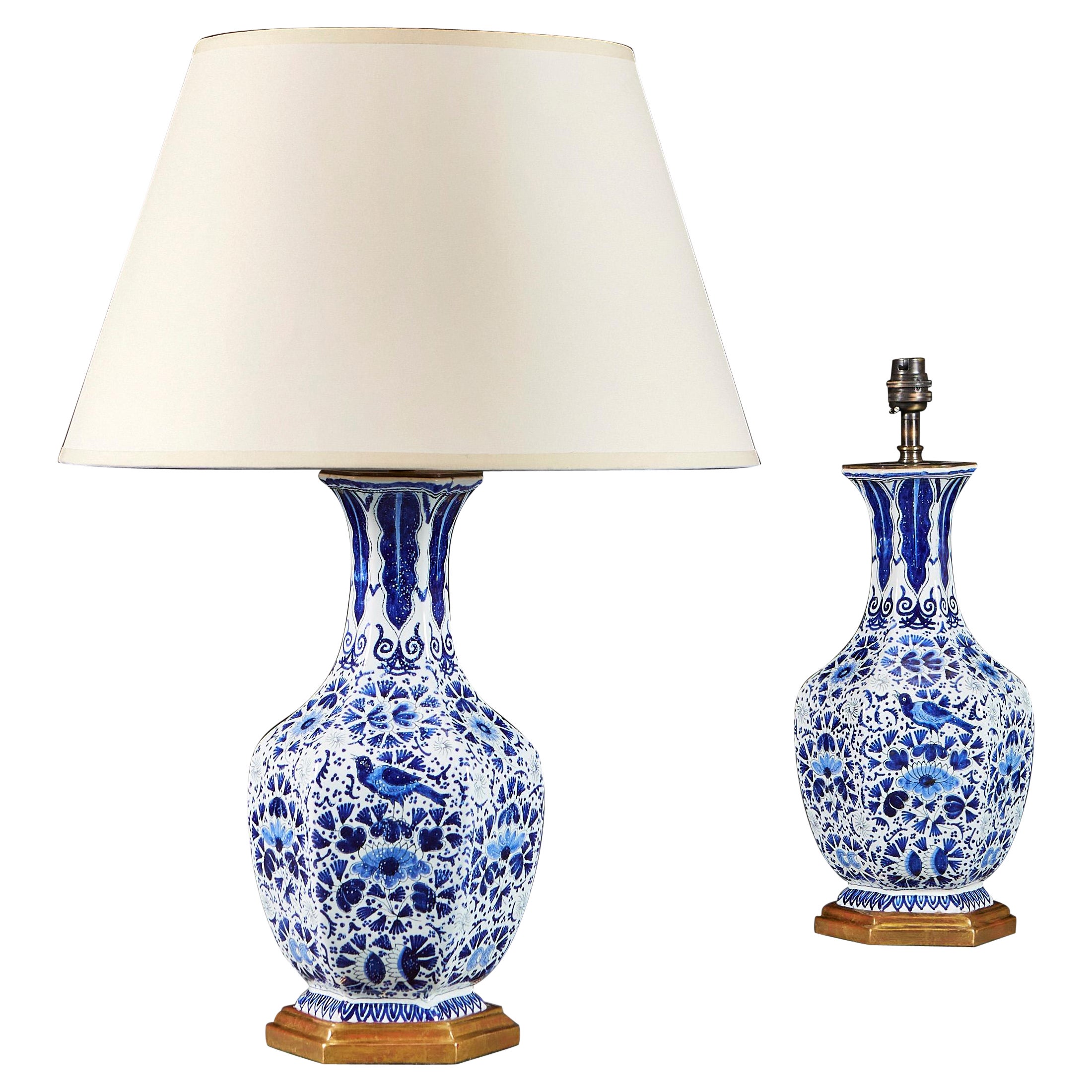 Pair of 19th Century Hexagonal Delft Lamps For Sale at 1stDibs