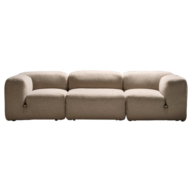 Tacchini Le Mura Wool Modular Sofa designed by Mario Bellini For Sale ...