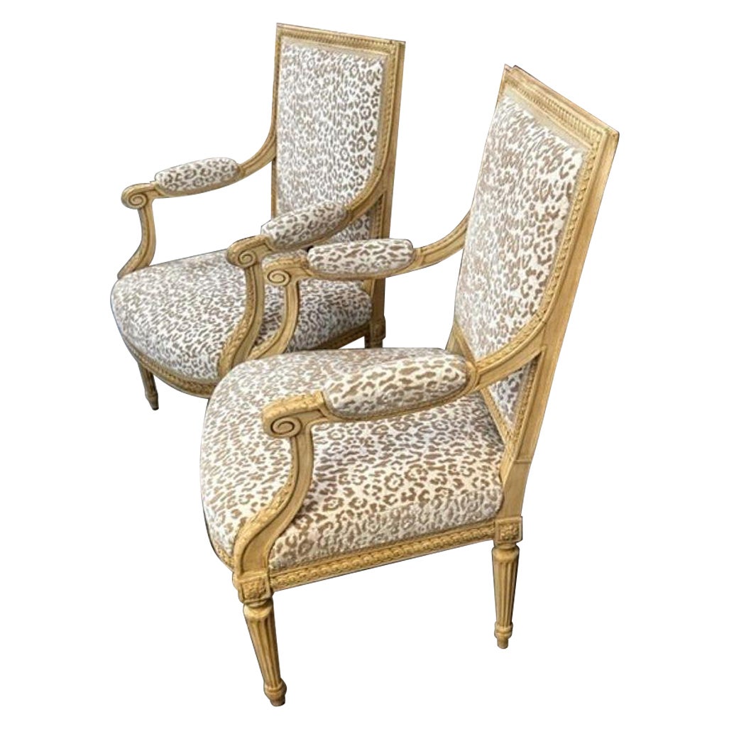 19th Century Pair of French Louis XVI Carved and Bleached Side Chairs ...