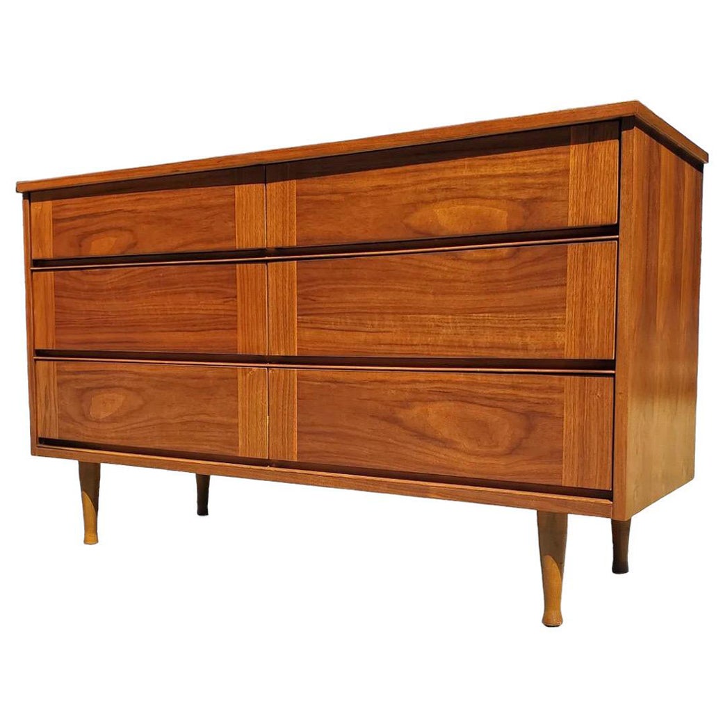 Vintage Mid Century Modern Dresser Dovetail 6 Drawers Walnut Wood For Sale at 1stDibs