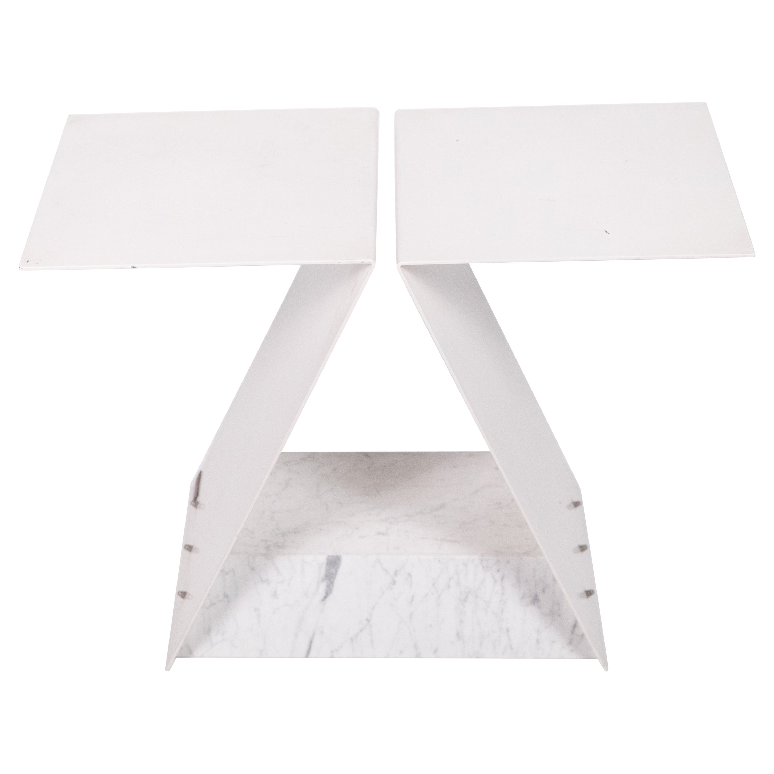 Escultura - Mesa de Manfred Billinger con mármol blanco en venta en 1stDibs