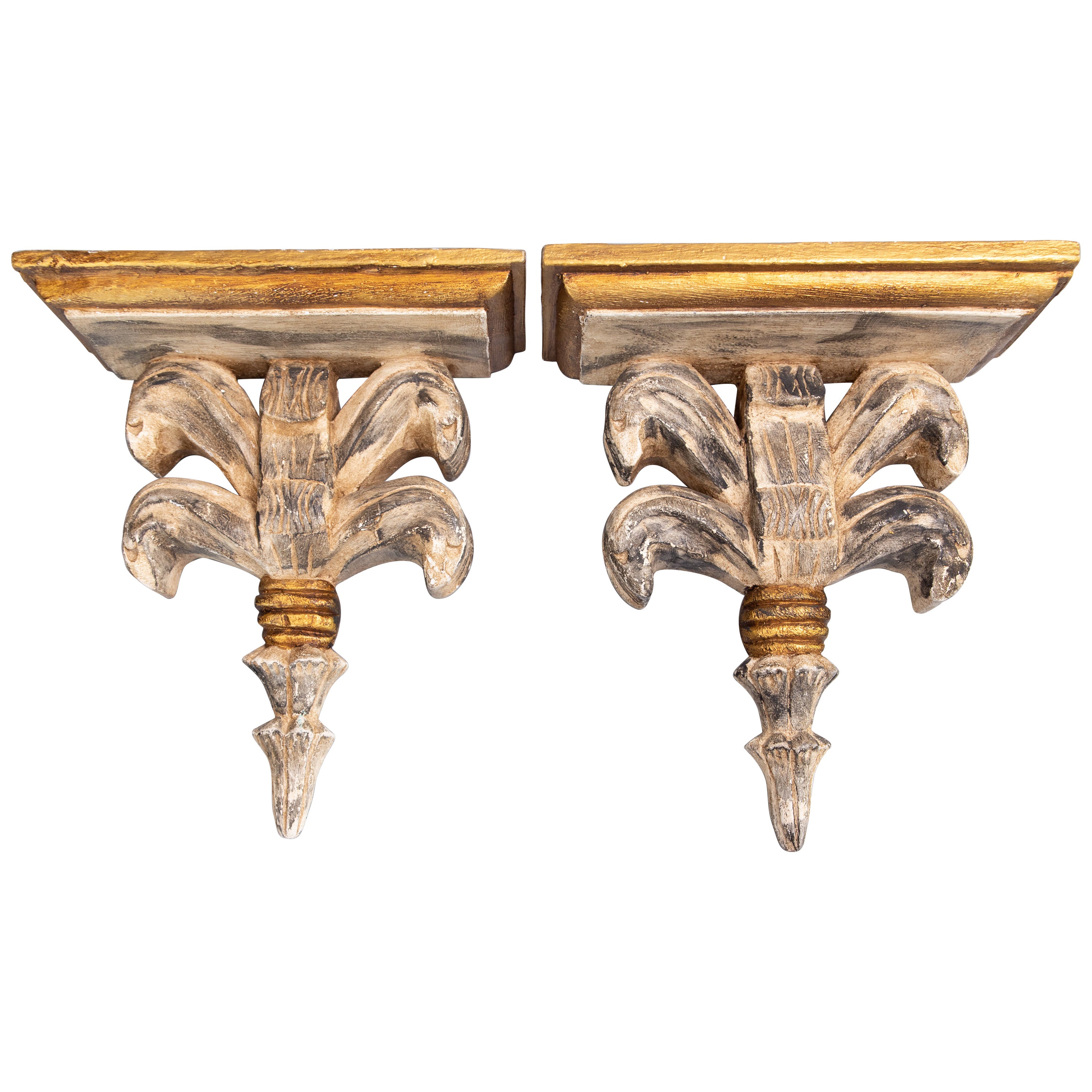 Pair of Mid-20th Century Italian Giltwood and Gesso Wall Brackets ...