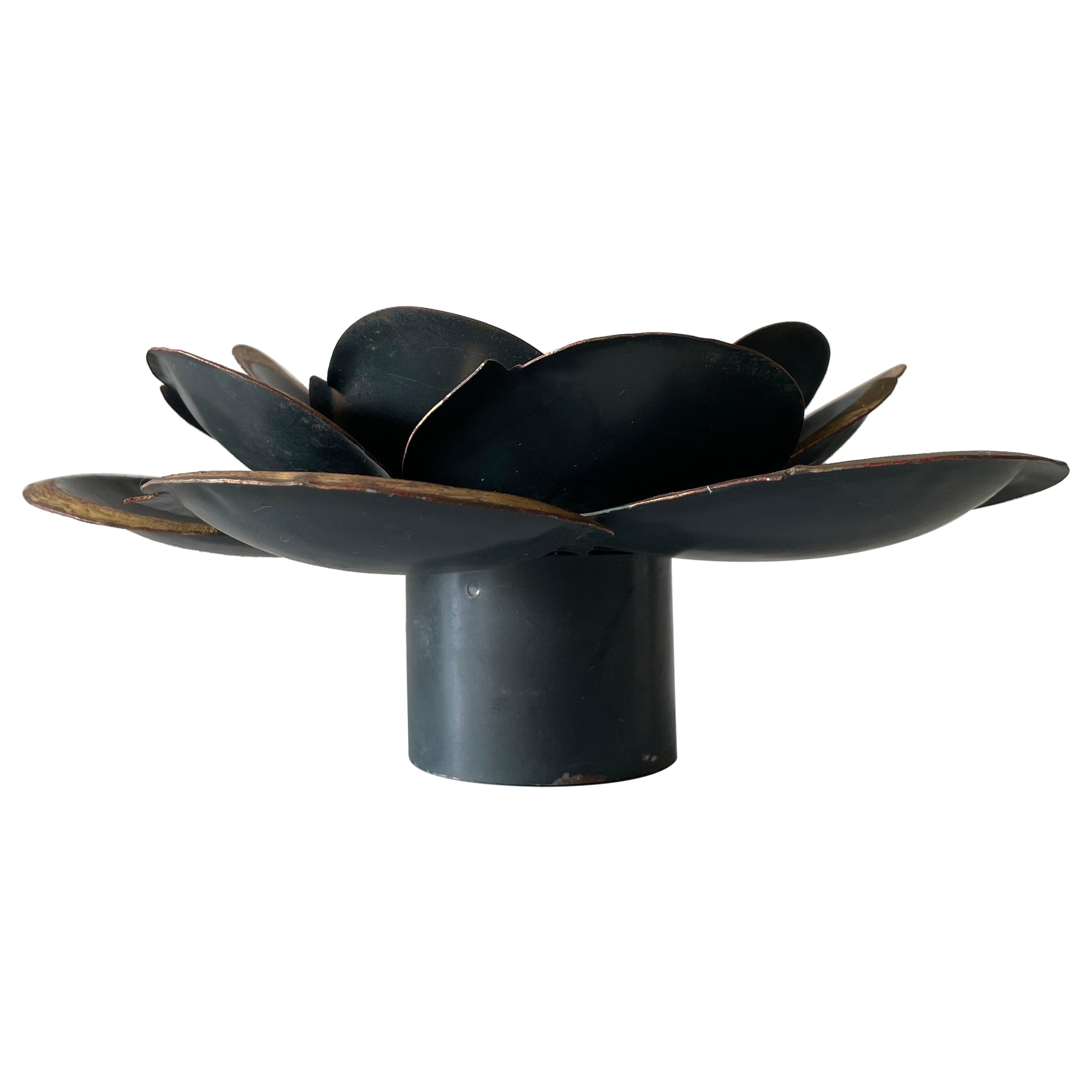 Lámpara de techo de latón Flower Design, años 70, Alemania en 1stDibs