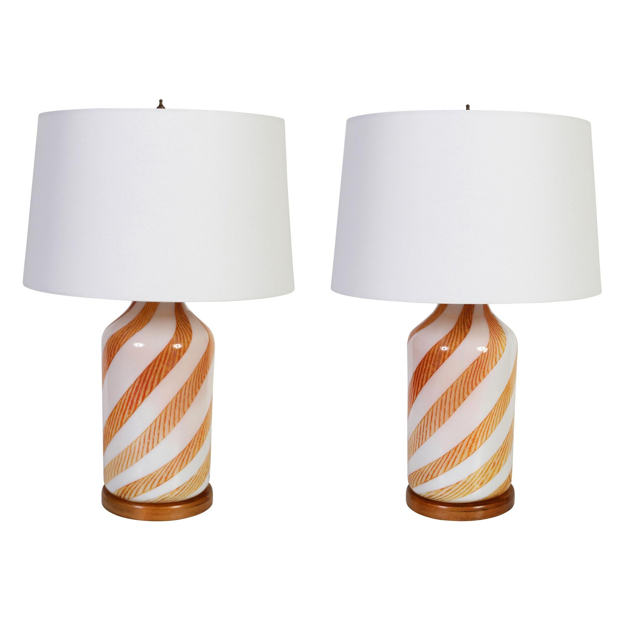 Pair of Murano Style Ochre and White Swirl Lamps For Sale at 1stDibs