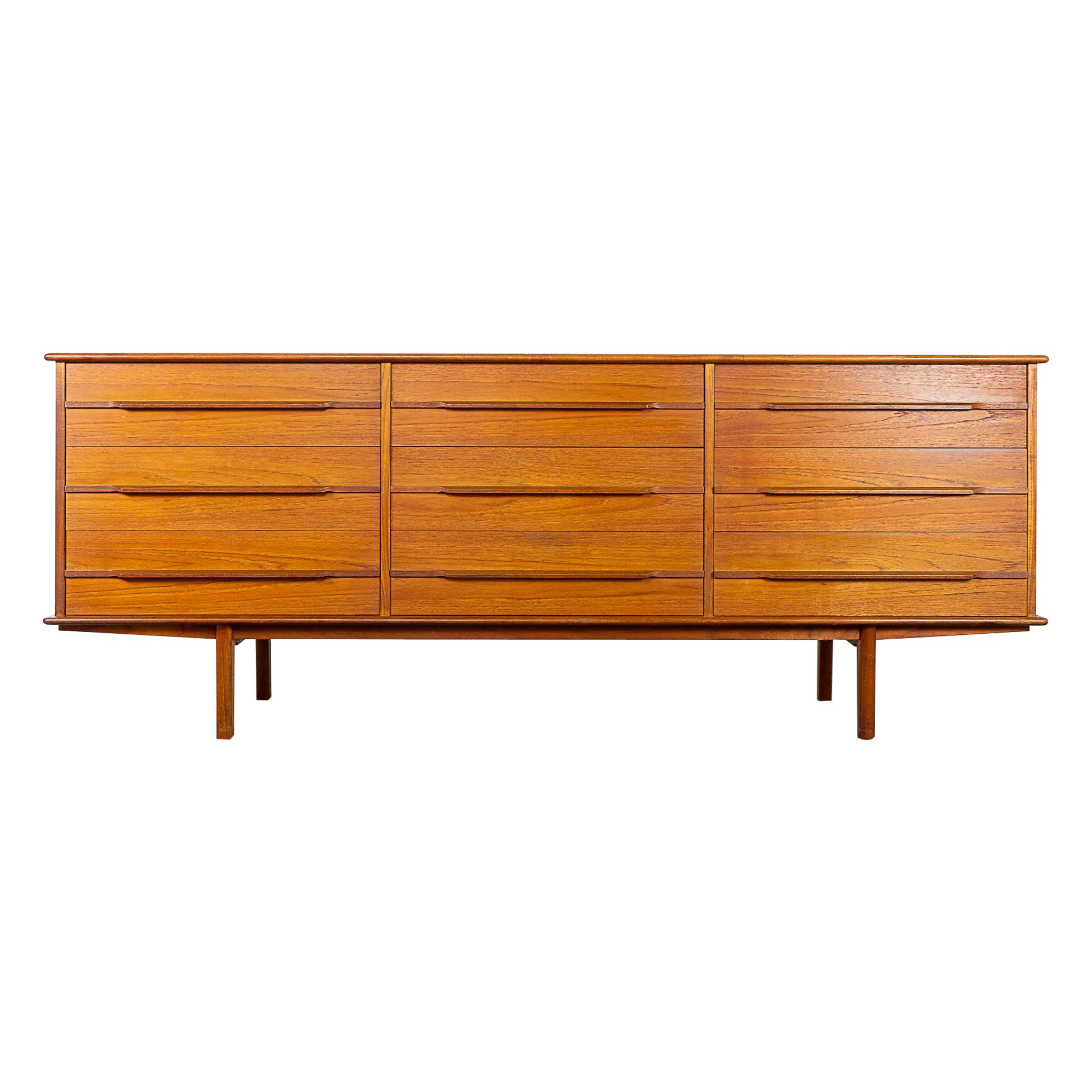 Mid-Century Modern Teak Long Low Dresser For Sale at 1stDibs