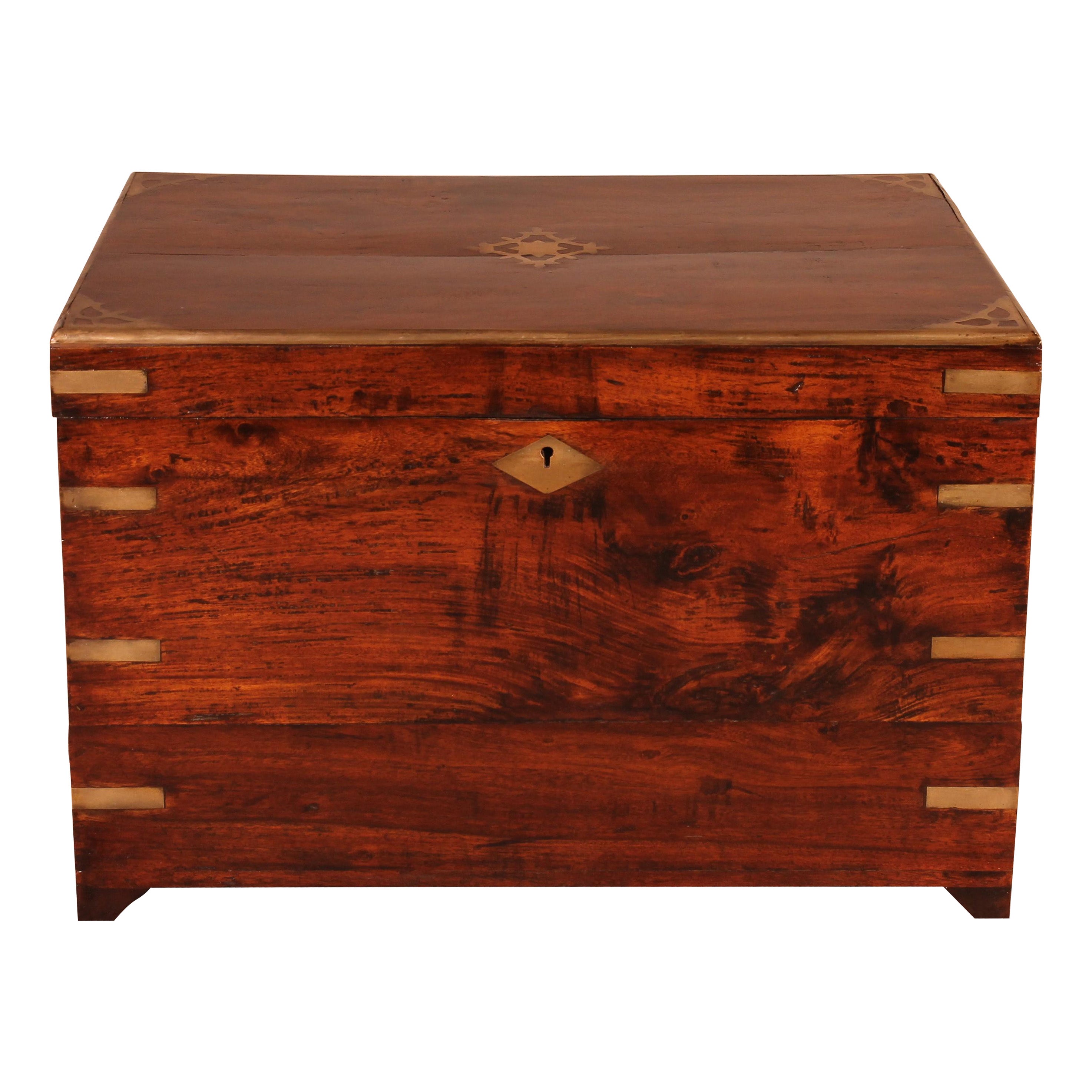 Small Campaign Chest In Camphor-19 ° Century For Sale at 1stDibs