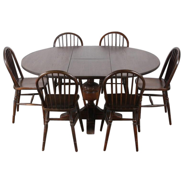 English Oak Dining set - Six chairs and Table For Sale at 1stDibs