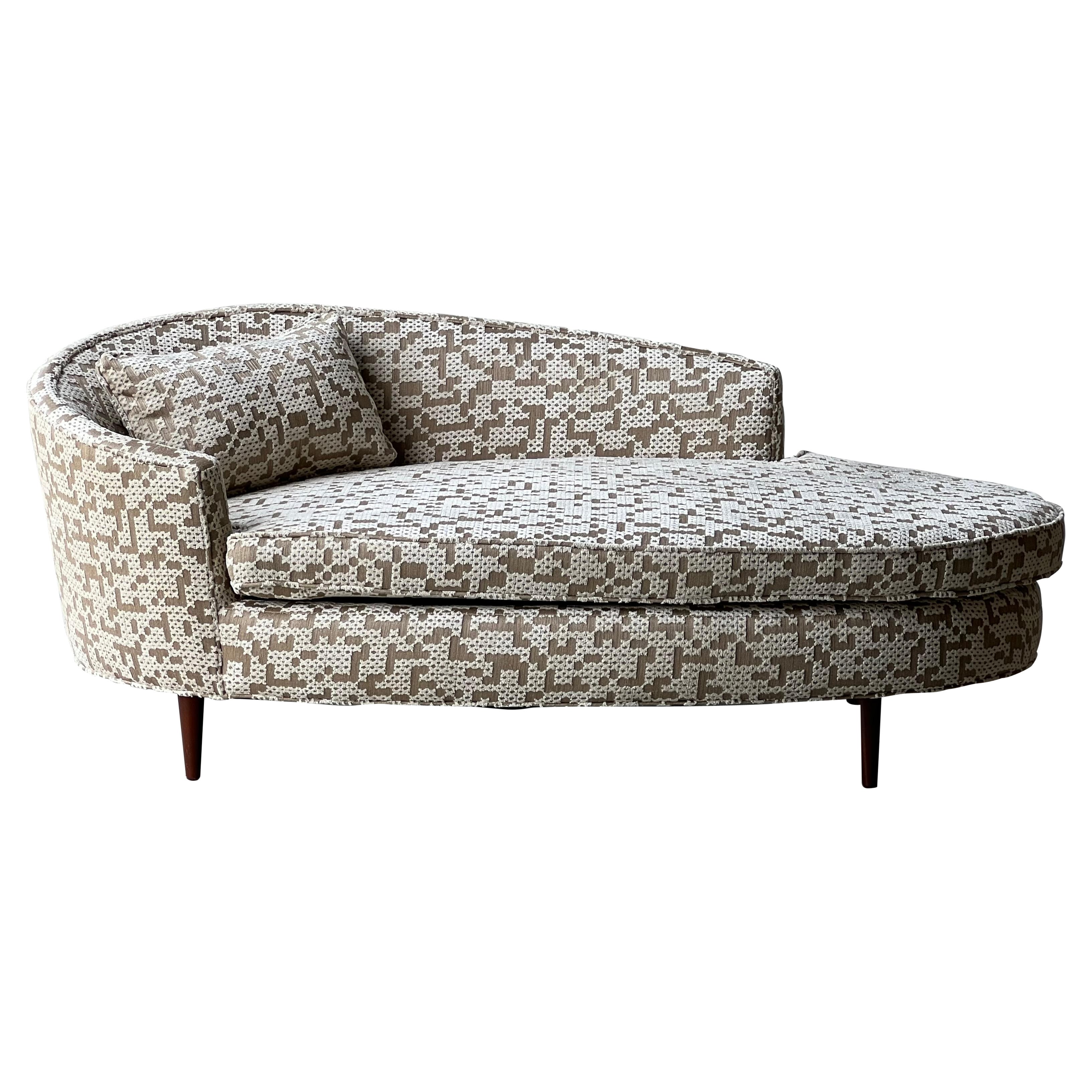 Mid-Century Oval Chaise Lounge in the Manner of Adrian Pearsall For ...