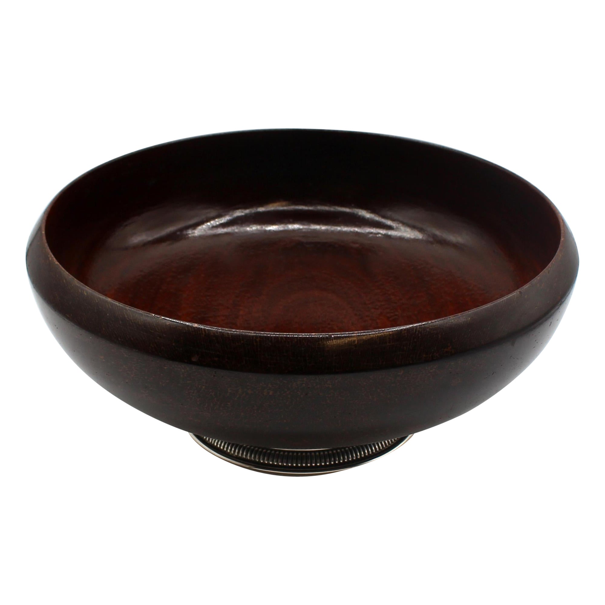 Hand-Carved Shallow Ash Wooden Fruit Bowl For Sale at 1stDibs