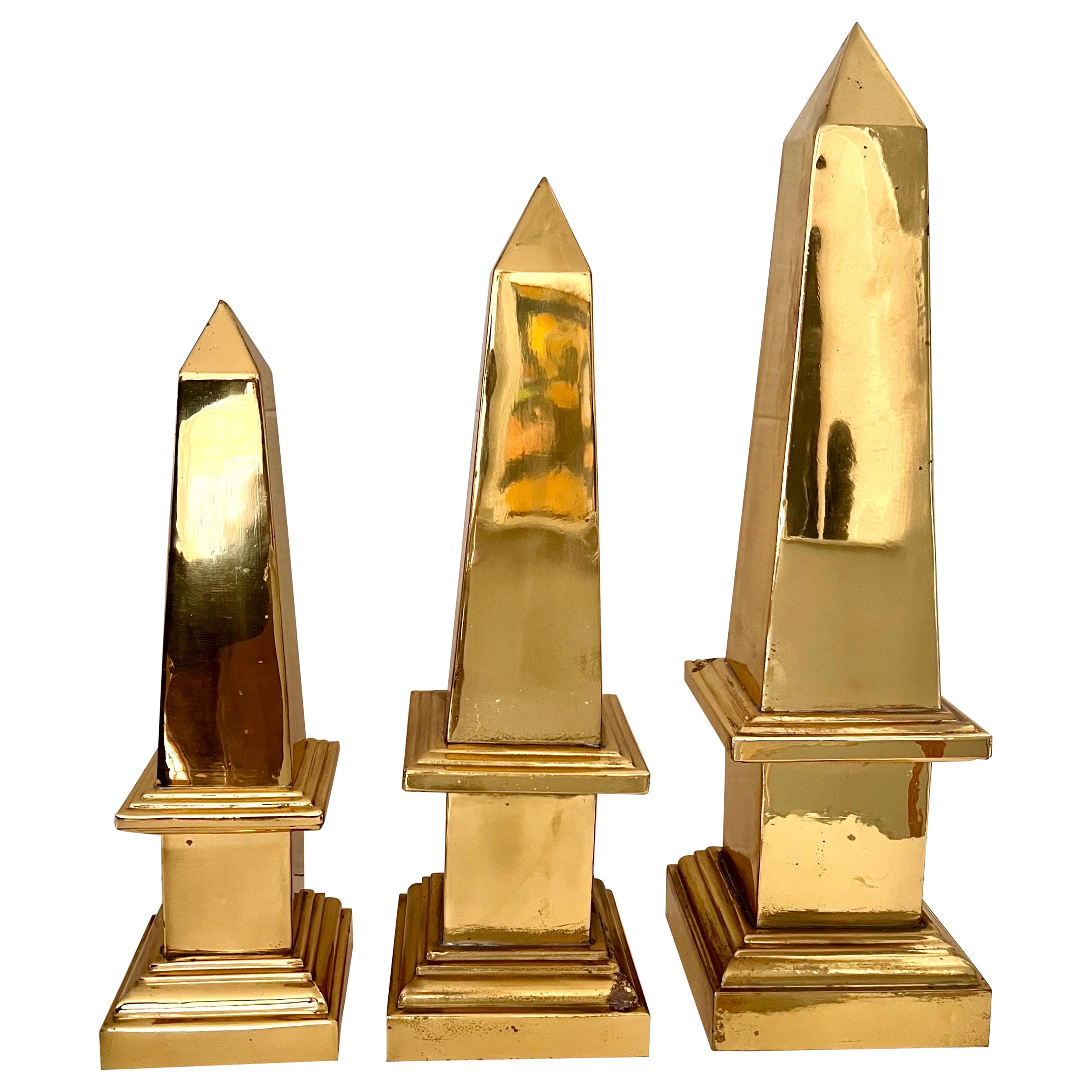 Vintage Mid Century Set of 3 Brass Obelisks For Sale at 1stDibs