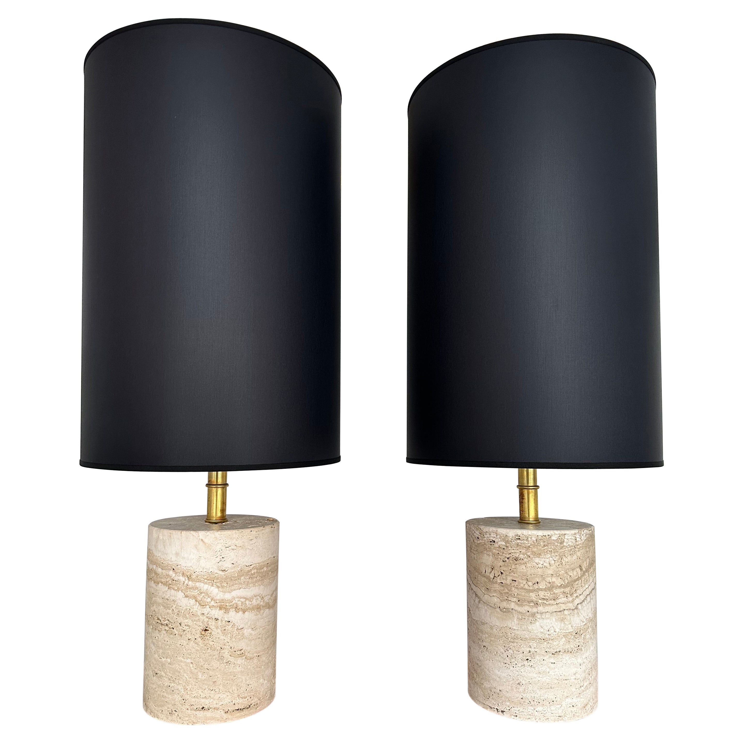 Contemporary Pair of Travertine and Brass Lamps For Sale at 1stDibs
