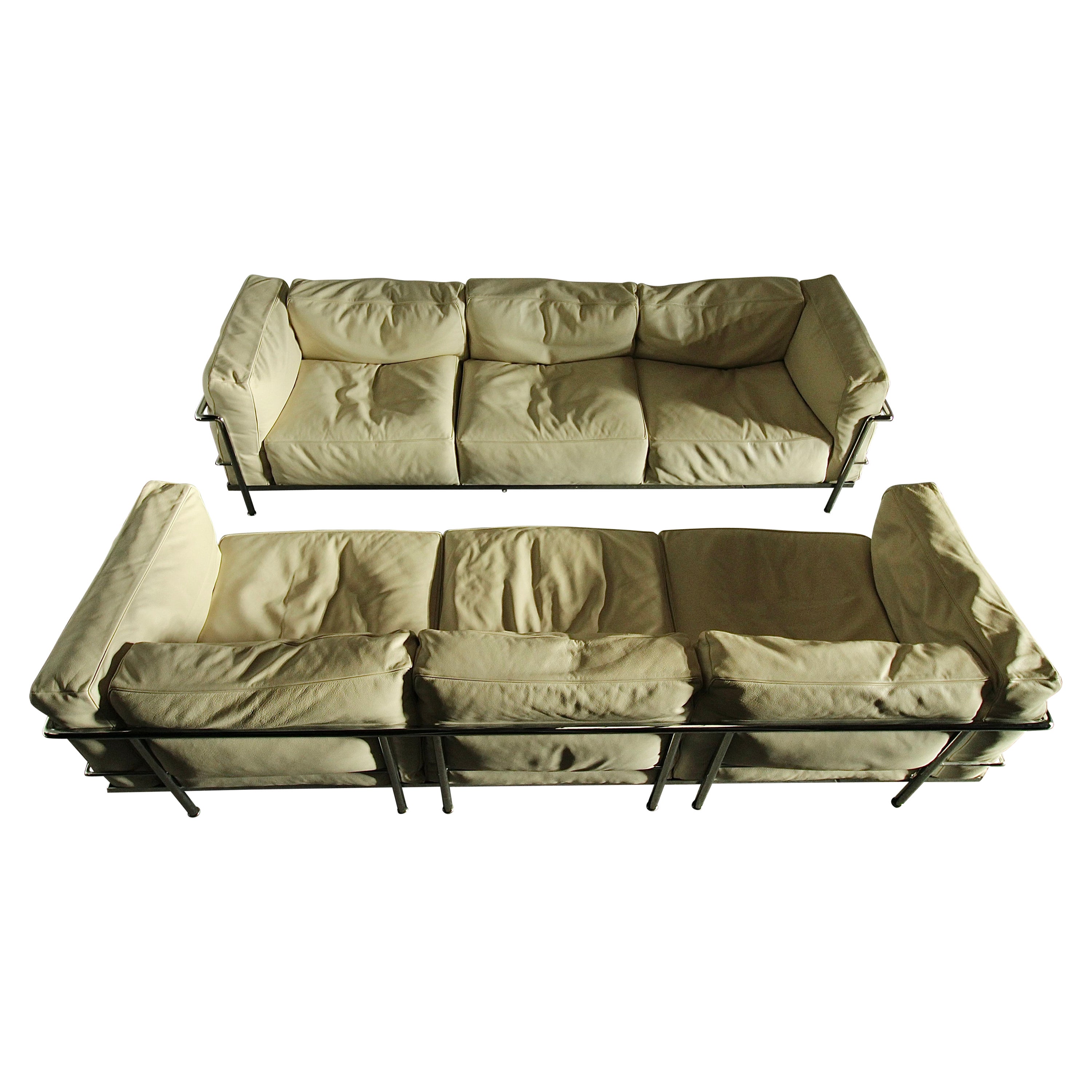 Pair of 'LC3 Grande Modele' Sofas by Jeanneret, Perriand, and Le ...