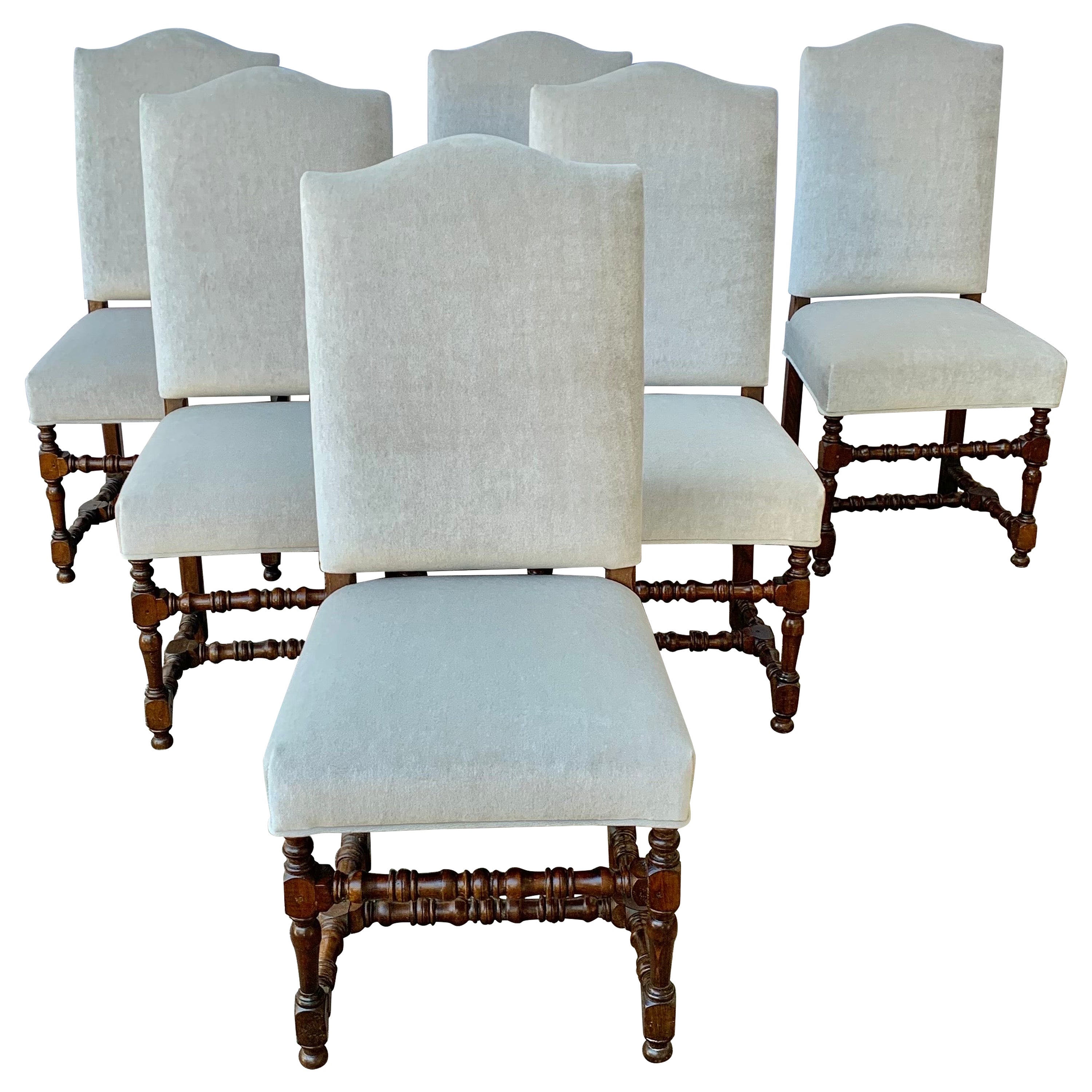 Early 20th Century French Louis XIII Style Walnut Dining Chairs, Set of ...