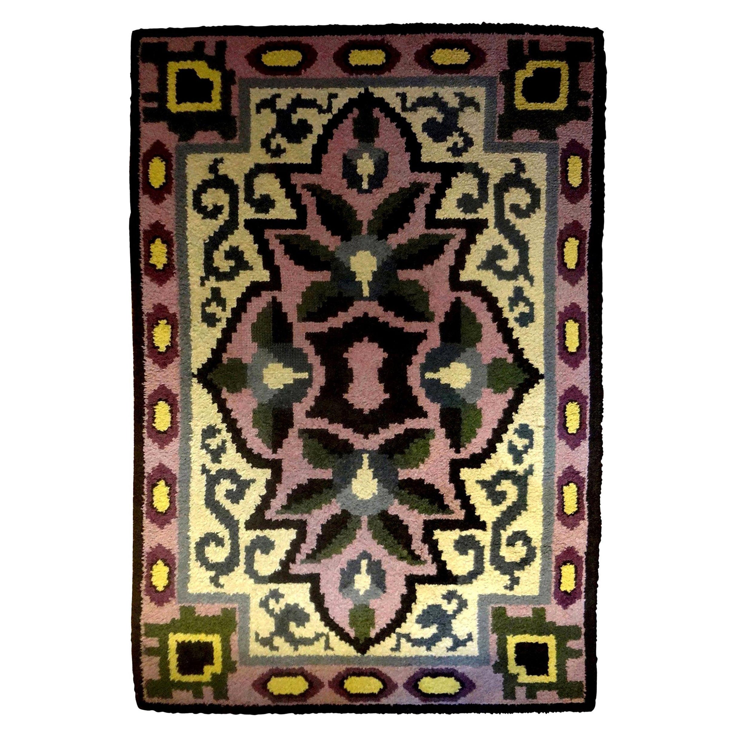 Antique Round French Art Deco Rug by Leleu. Size: 13 ft x 13 ft at 1stDibs