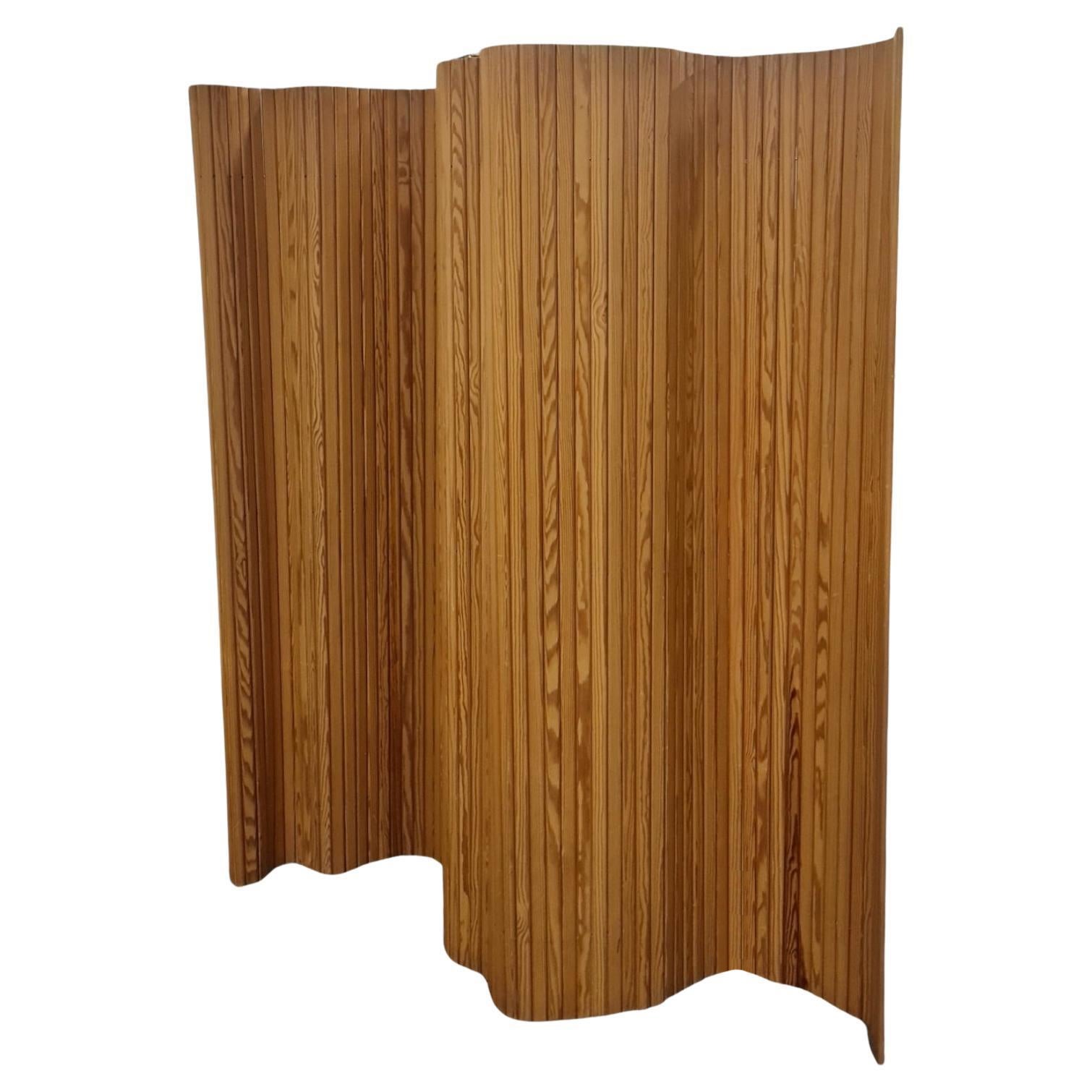 French Pine Wooden Tambour Room Divider at 1stDibs | wavy room divider ...