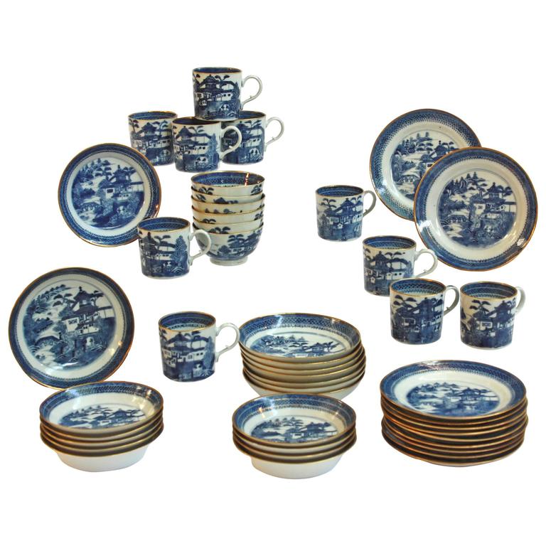 Set of Chinese Export Blue and White Porcelain China at 1stDibs