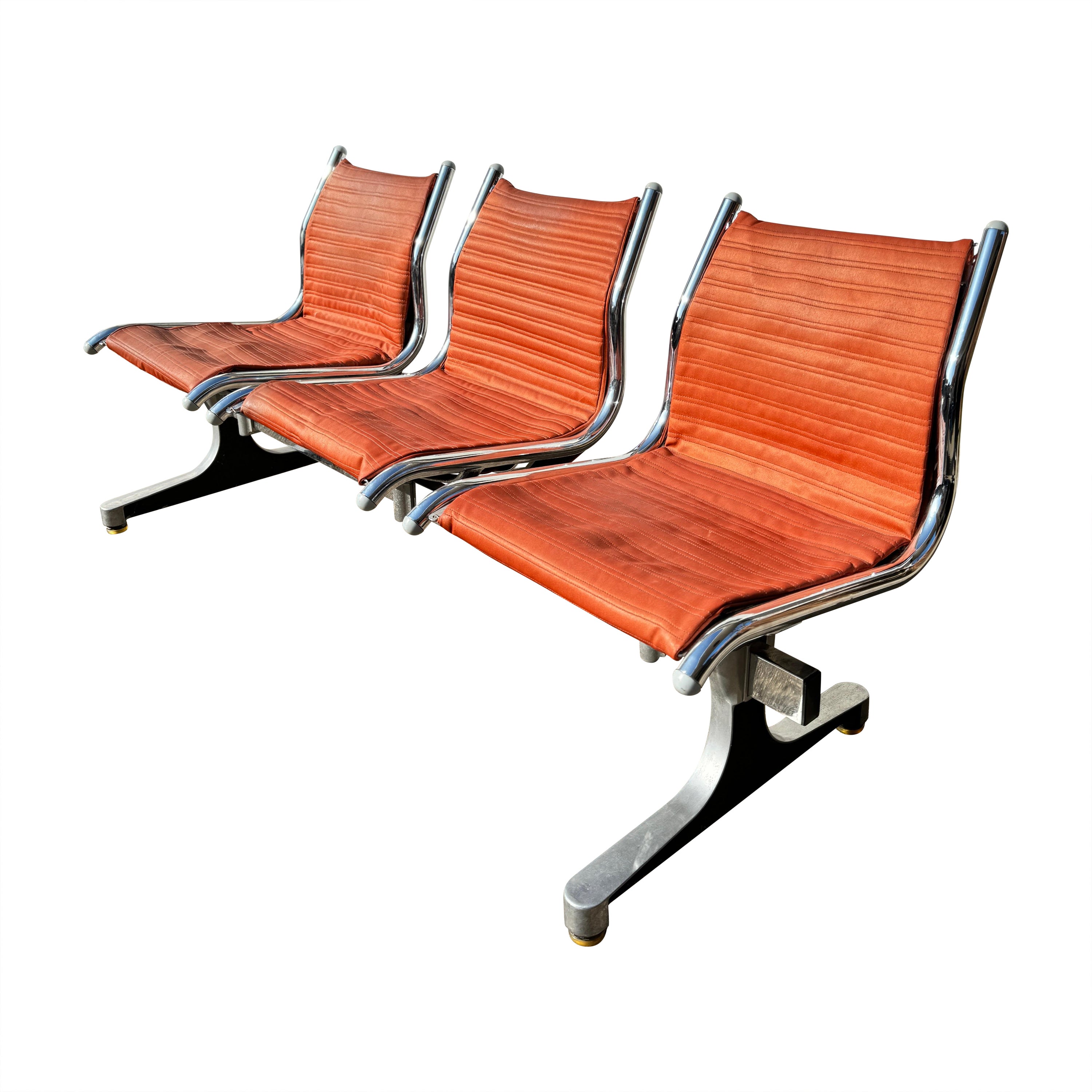 Retro 3 seater leather bench in the style of Herman Miller, circa 1970 ...