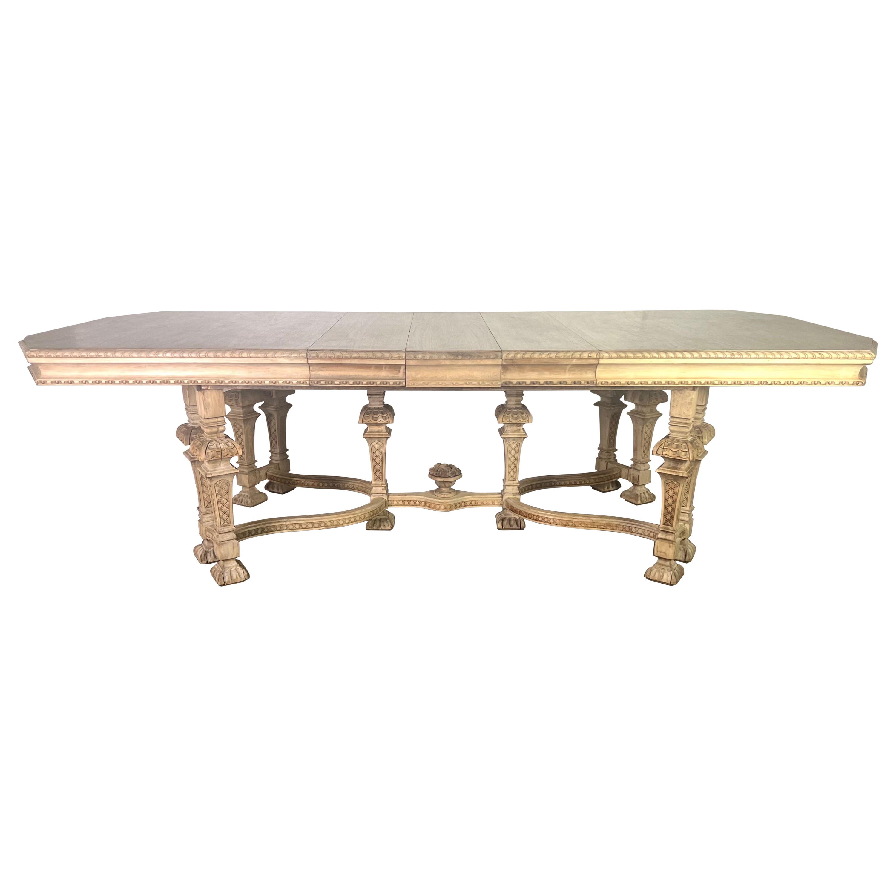 19th century Italian Painted Carved Dining Table For Sale at 1stDibs