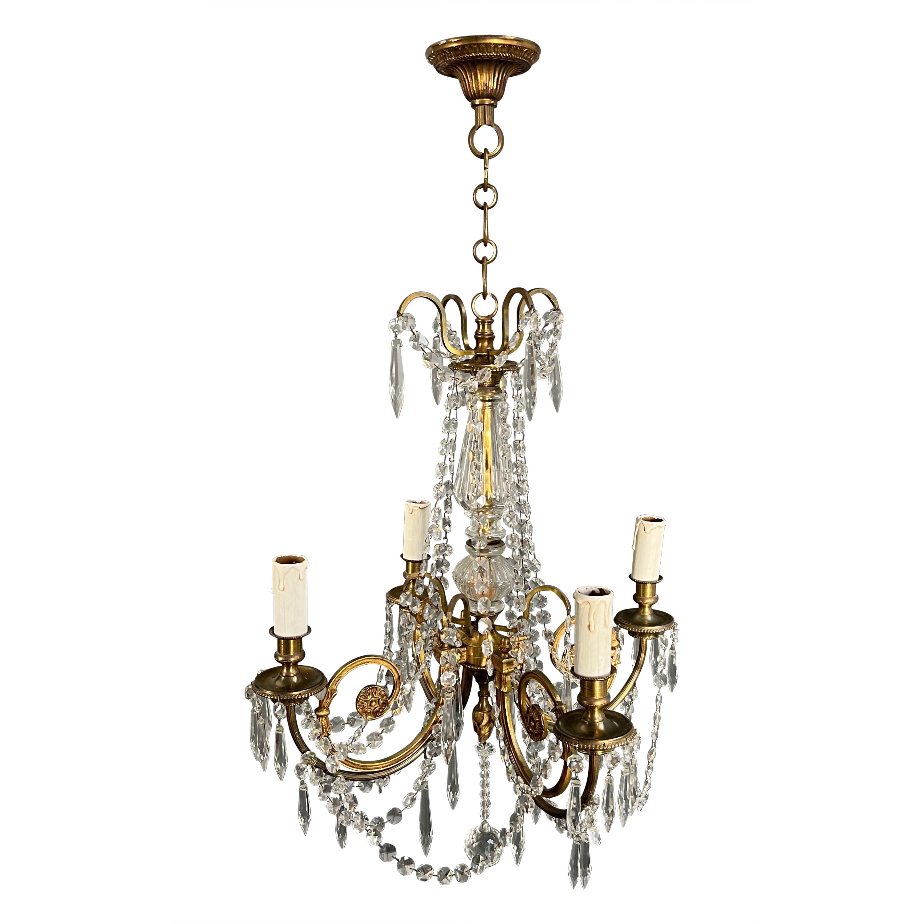 Louis the 16th Style Cristal and Bronze Chandelier For Sale at 1stDibs