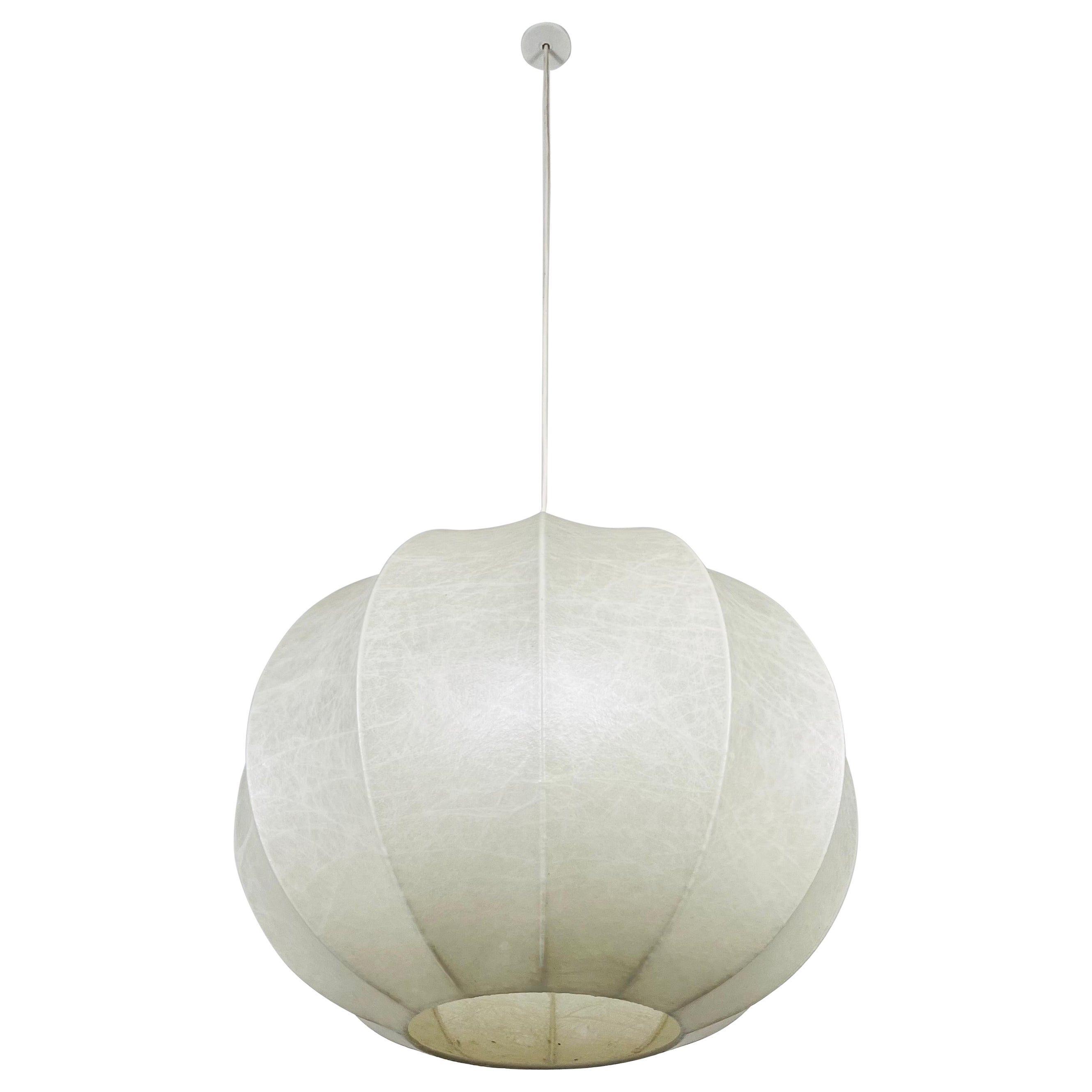 Mid-Century Round Cocoon Pendant Lamp, 1960s, Italy For Sale at 1stDibs