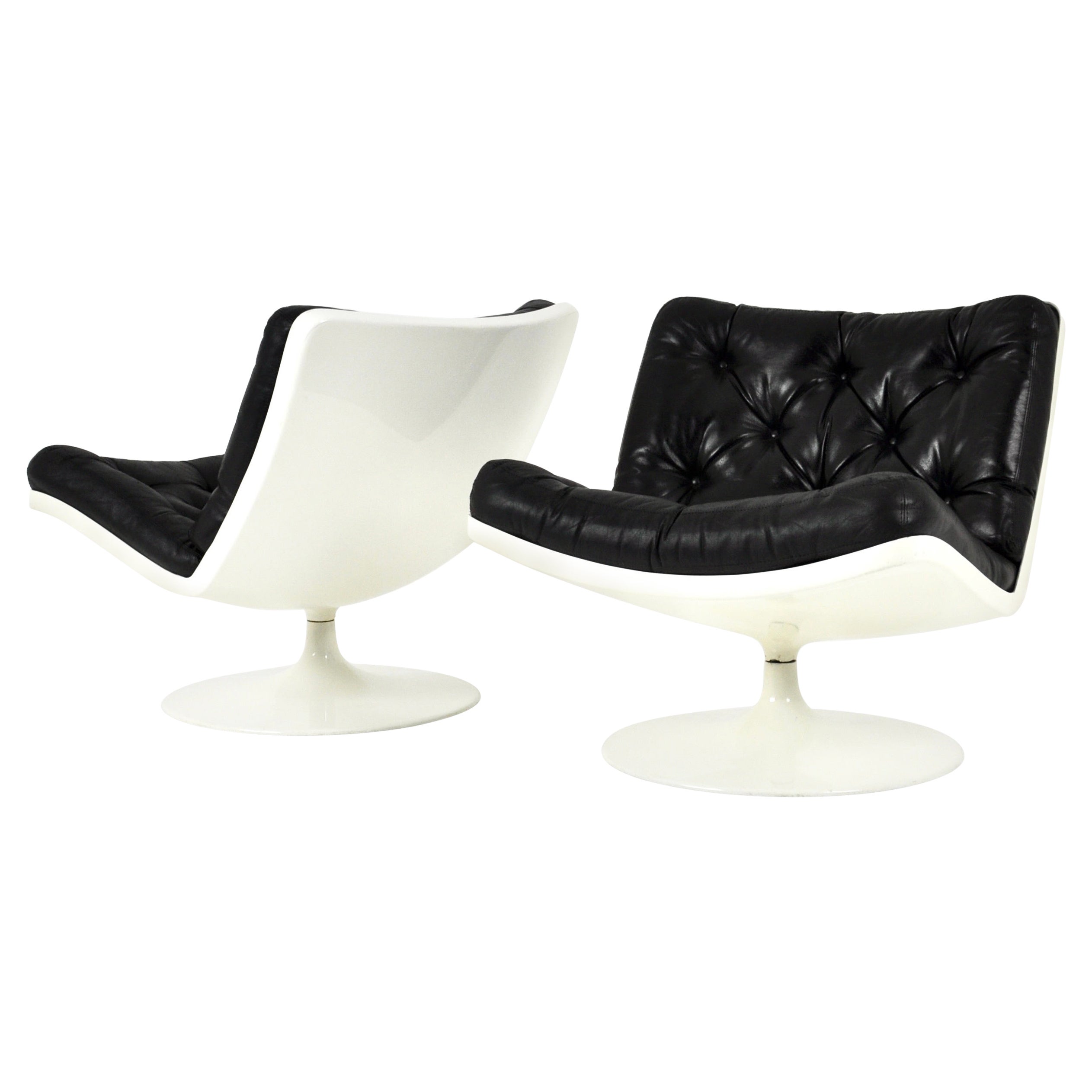 Pair of 1960s Barrel Lounge Chairs at 1stDibs