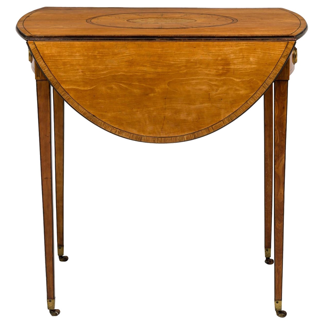 English Renaissance-Style Walnut Drop Leaf Center Table For Sale at 1stDibs