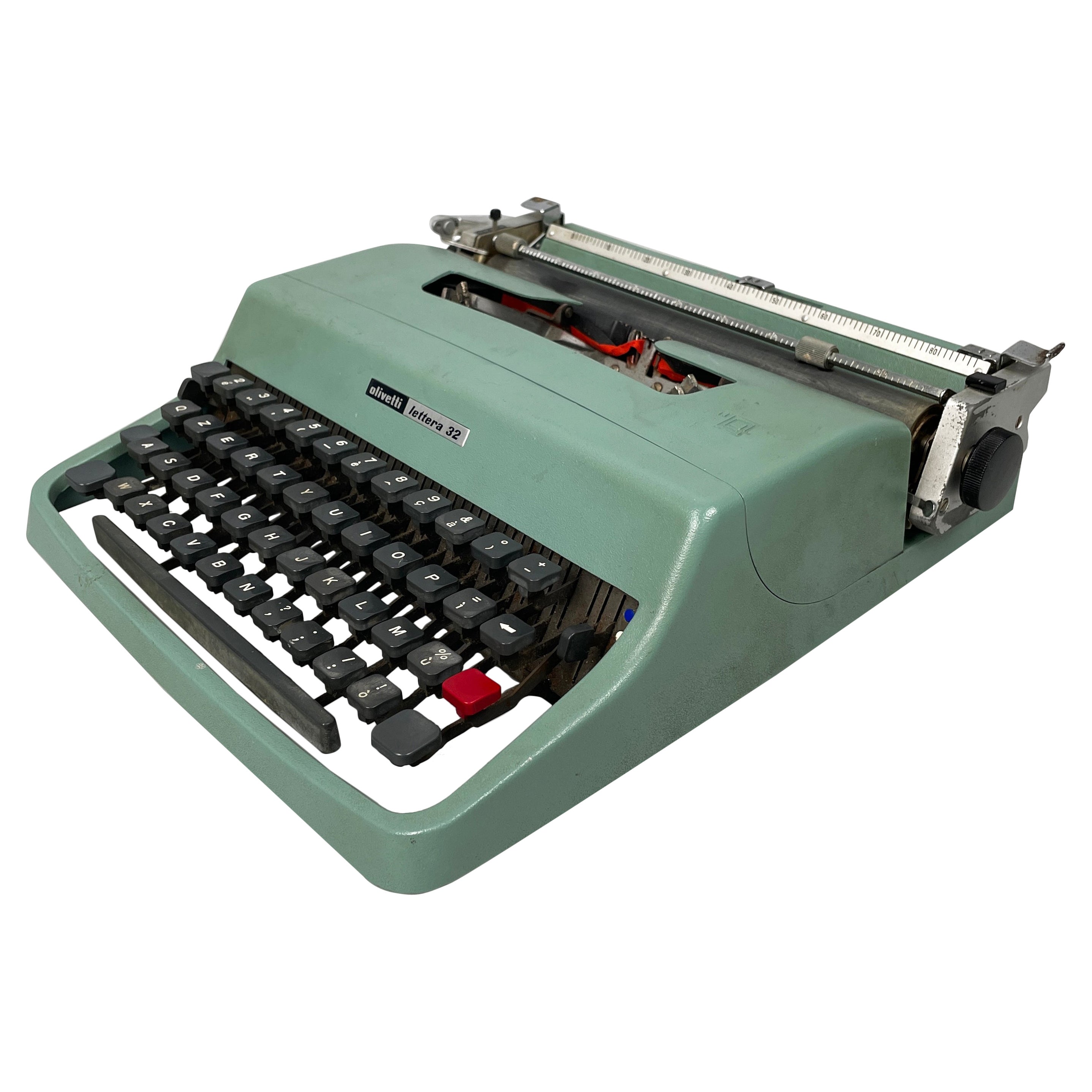 Italian mid-century Typewriter Letter 32 by Nizzoli Menicanti Olivetti ...