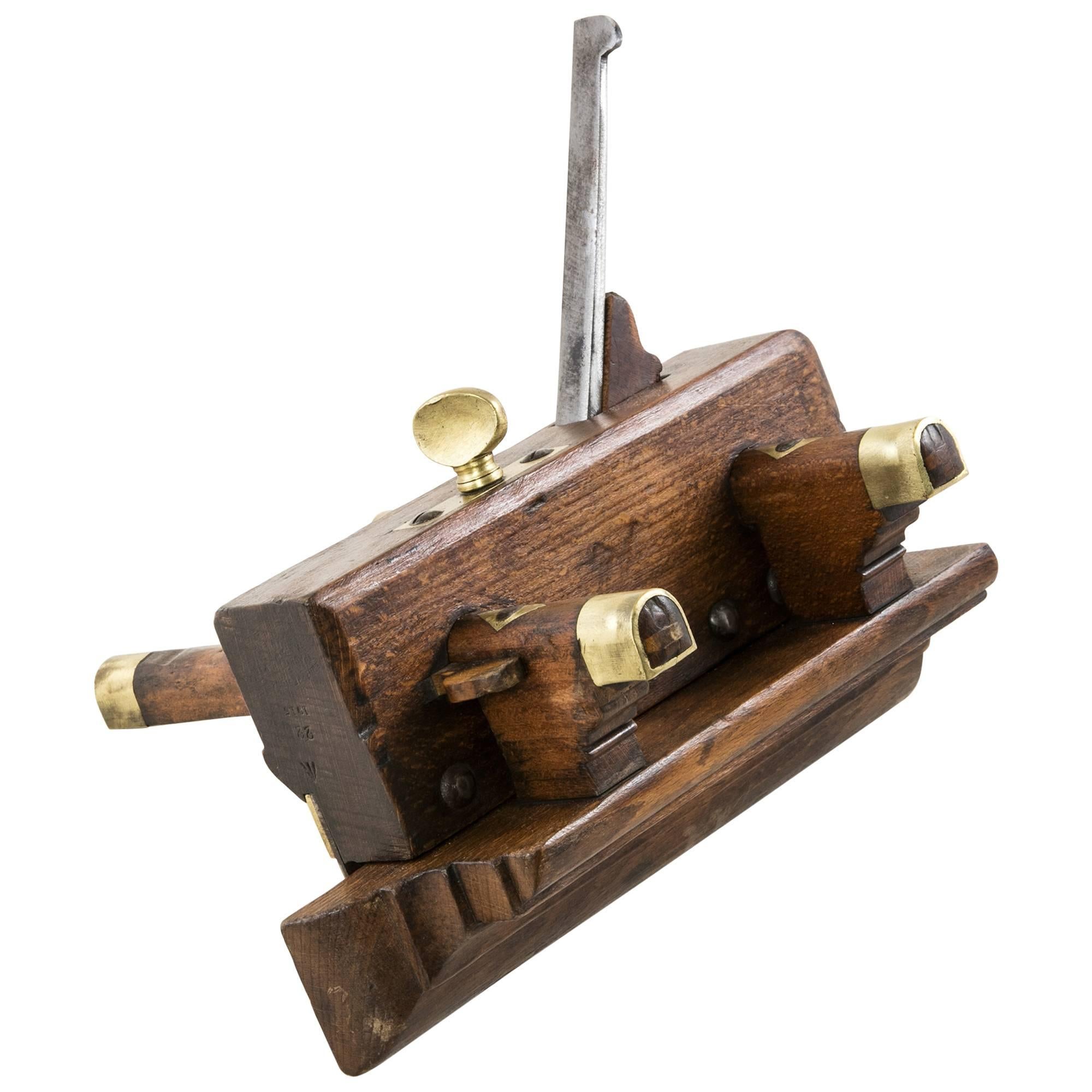 Antique English Walnut and Brass Rabbeting Plane Tool at 1stDibs