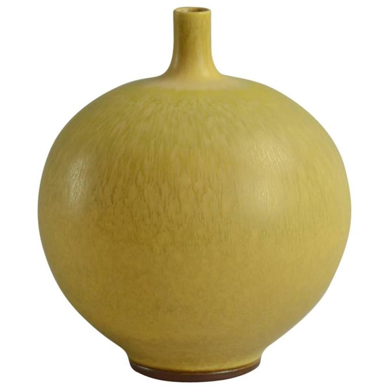 Large Spherical Vase with Yellow Haresfur Glaze by Berndt Friberg at ...