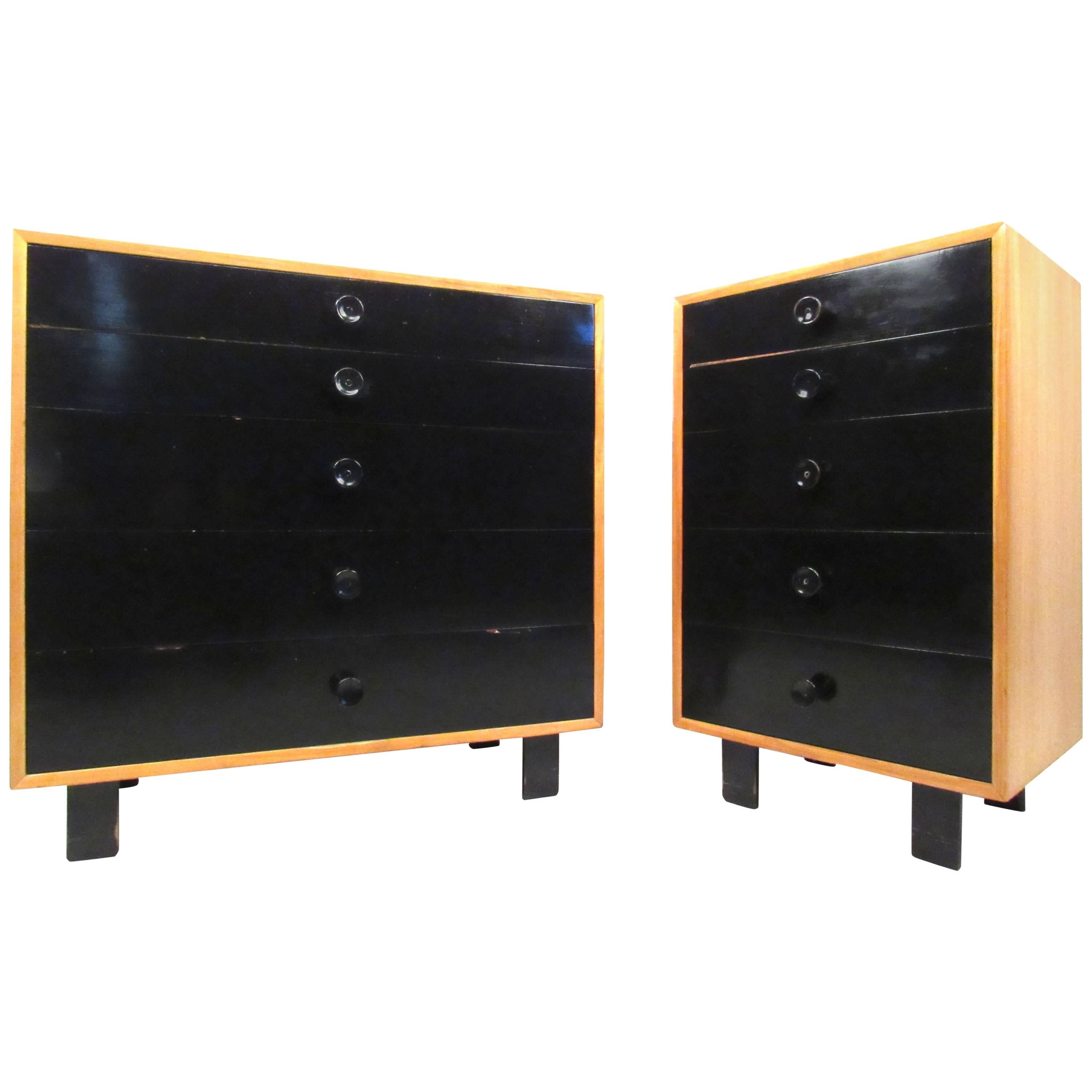 Mid-Century Style Pedestal End Table by George Nelson for Herman Miller ...