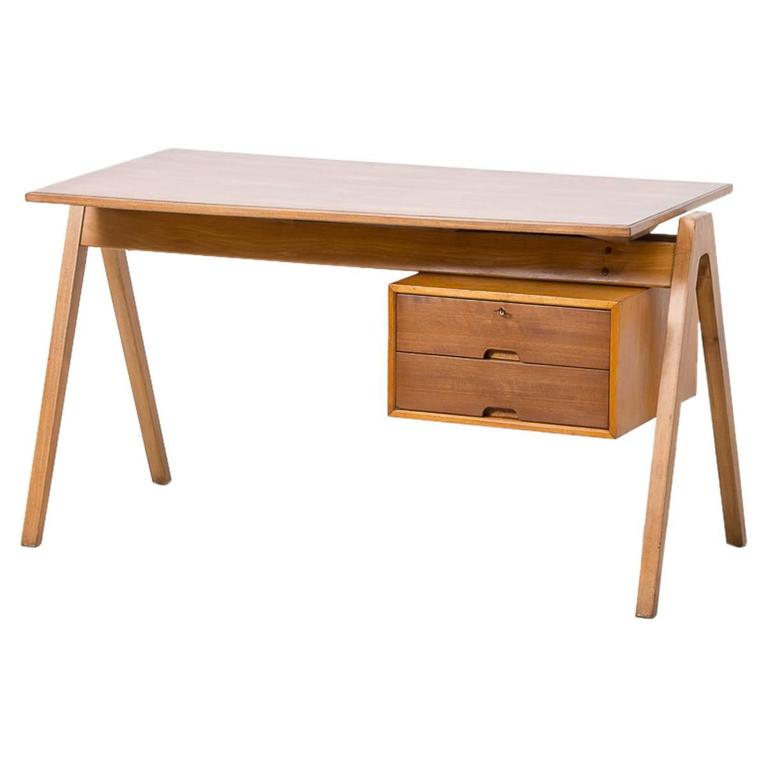 Robin Day Hillestak Desk Hille, London, 1950s at 1stDibs | robin day ...