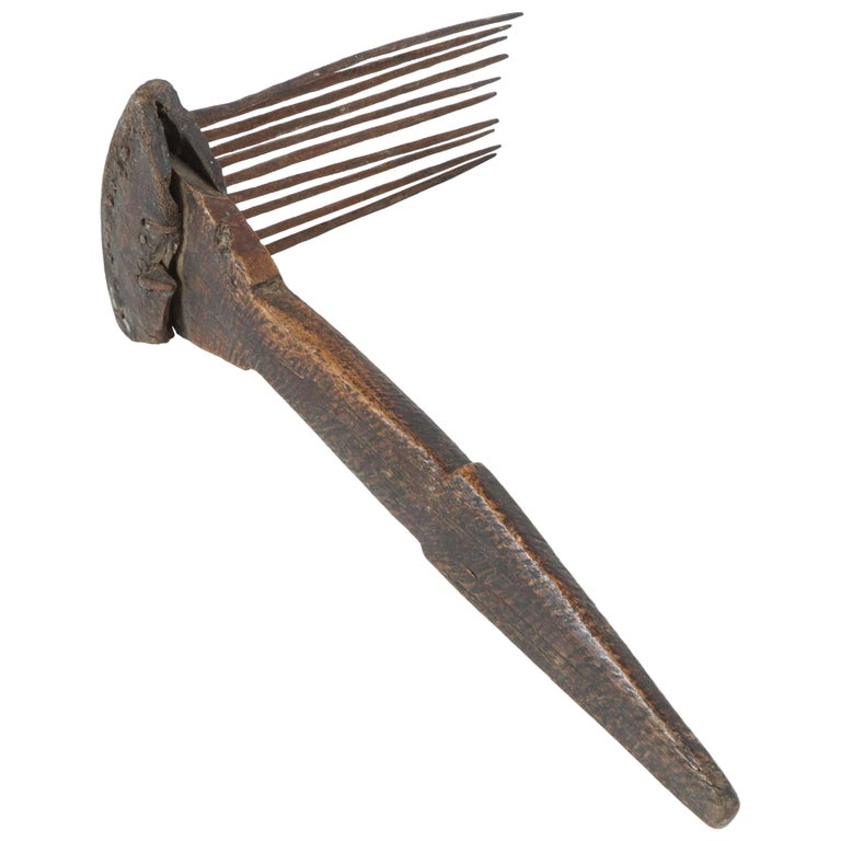 Antique Moroccan Tribal Berber Wool Comb For Sale at 1stDibs