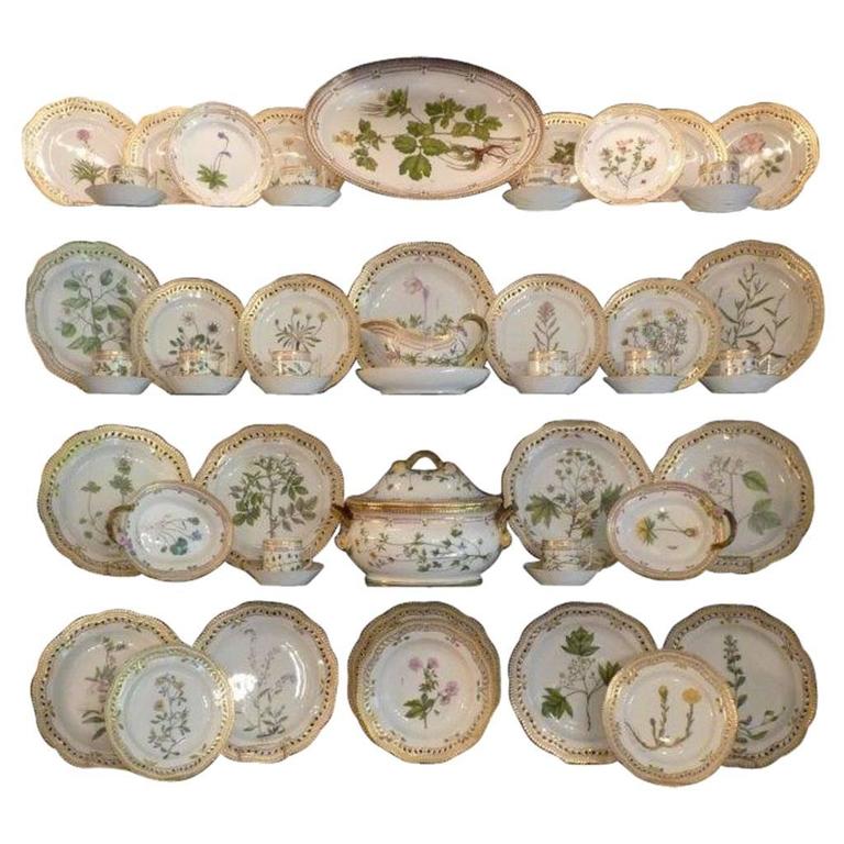 77 Piece Set of Toothed and Pierced Flora Danica Porcelain from 1953 at ...