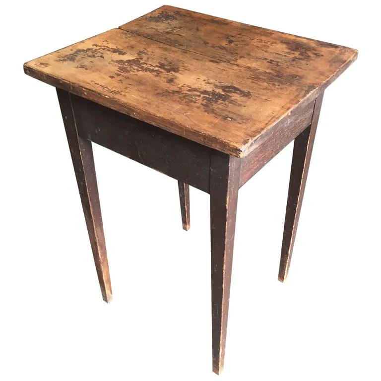 Small Painted Table, American, 19th Century For Sale at 1stDibs