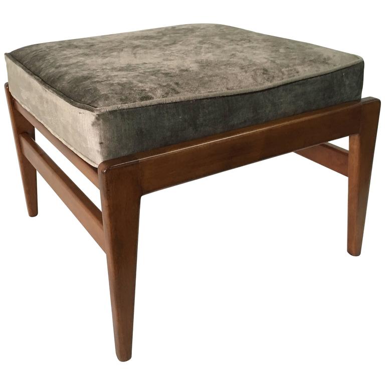 Vintage Jens Risom Ottoman 'Labelled' at 1stDibs