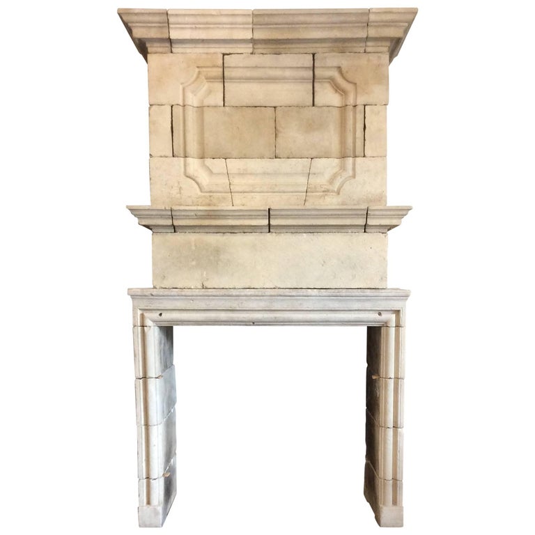 Kaminsims aus Kalkstein mit doppeltem Trumeau, Louis XIV.-Stil bei 1stDibs