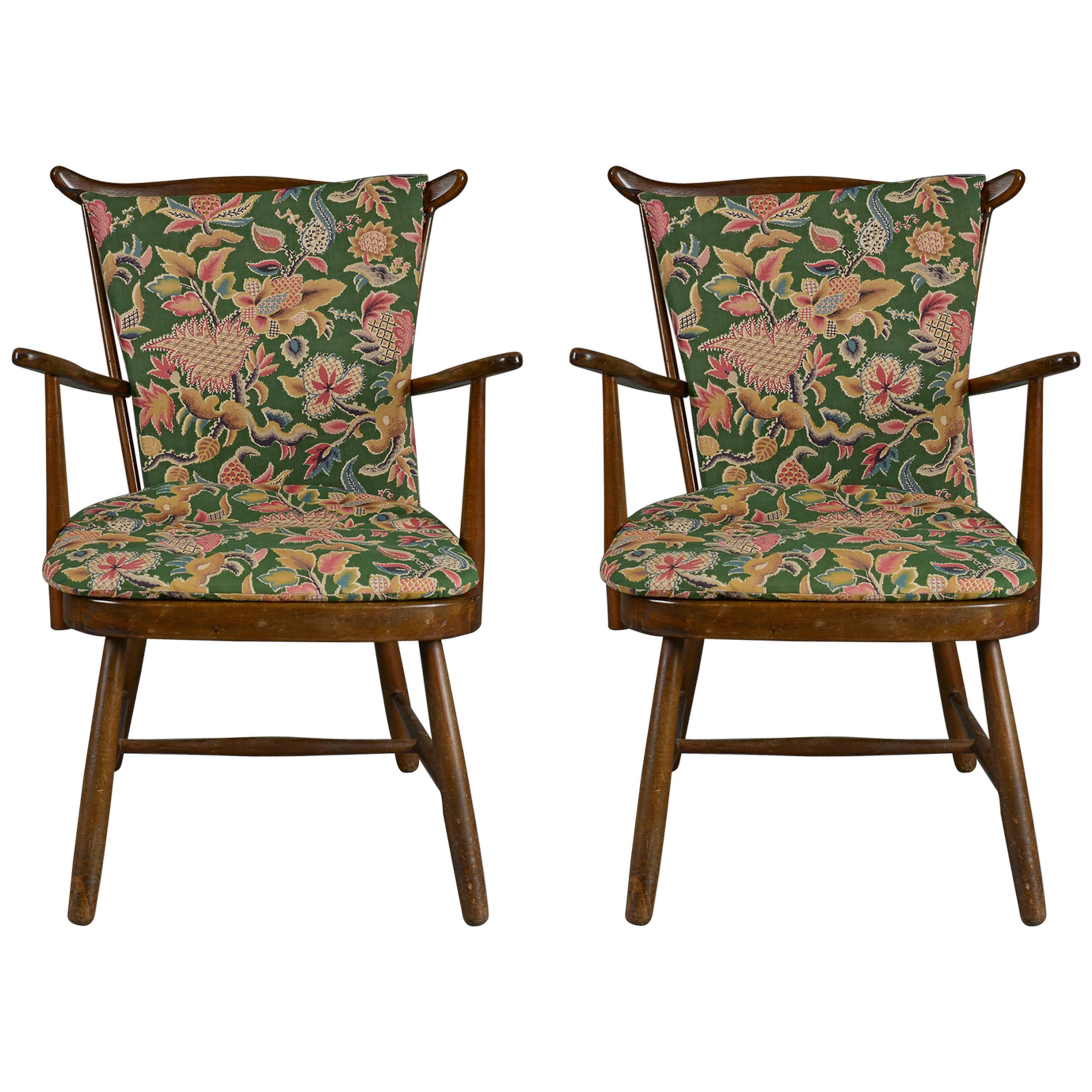 Spindle Back Viewing Chair at 1stdibs