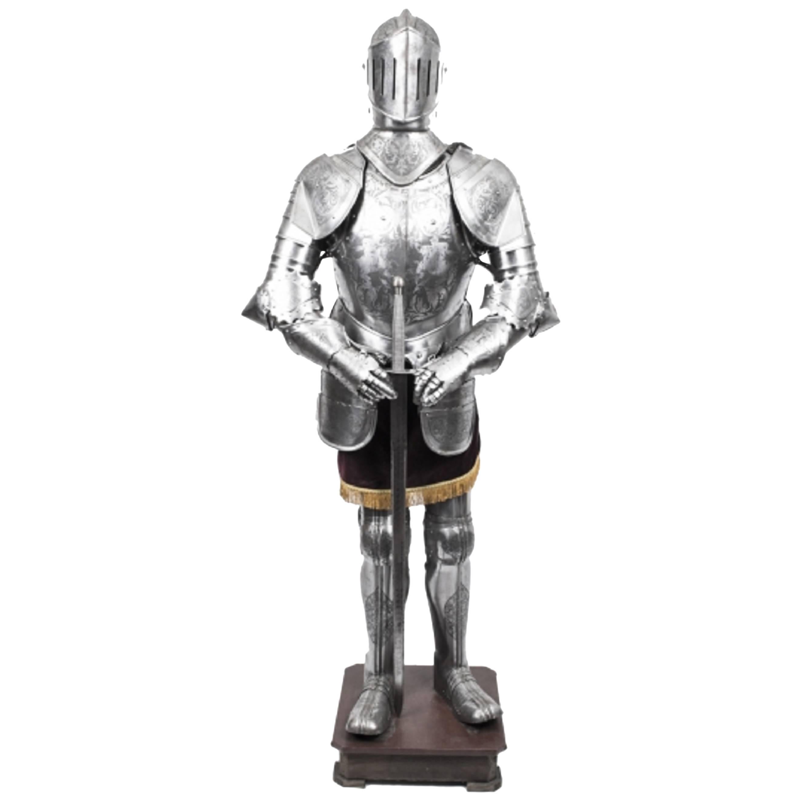 Vintage 16th Century Style Complete Suit of Armour Engraved at 1stDibs ...