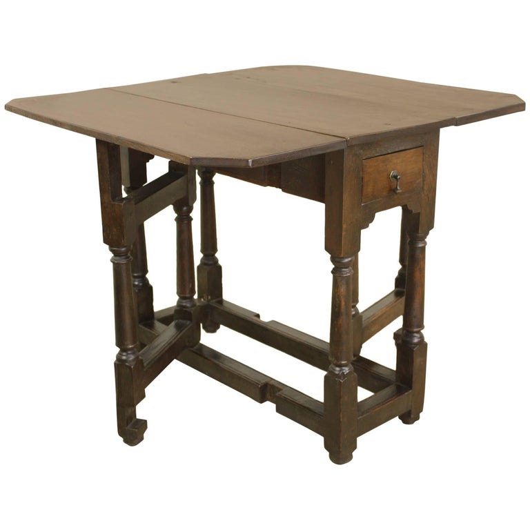 Period Welsh Oak Gate Leg Table For Sale at 1stDibs