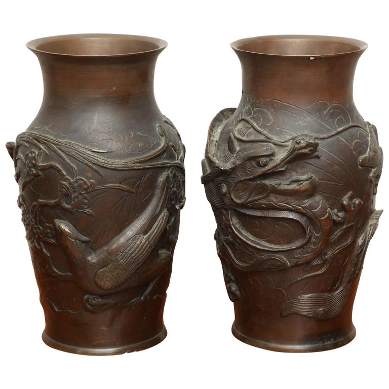 Bronze Japanese Urns at 1stDibs