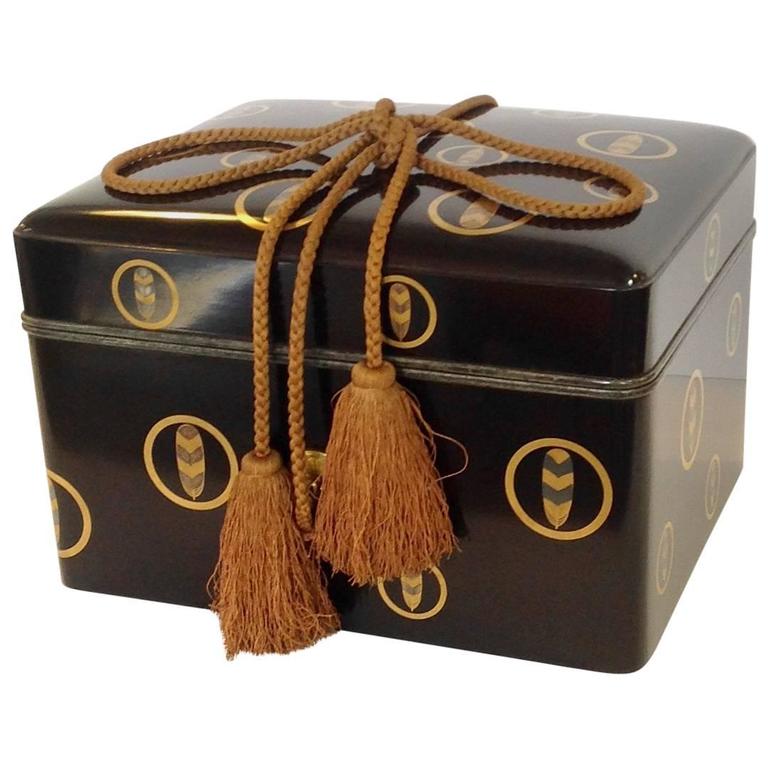 Japanese Obe Lacquer Box Meiji For Sale at 1stDibs