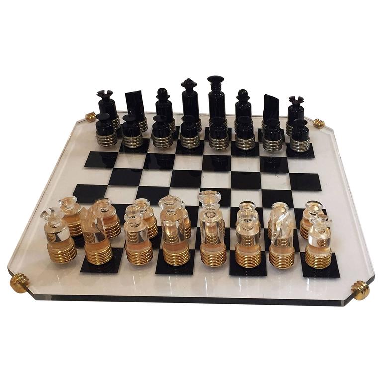 Mid-Century French Lucite Chess Set at 1stDibs