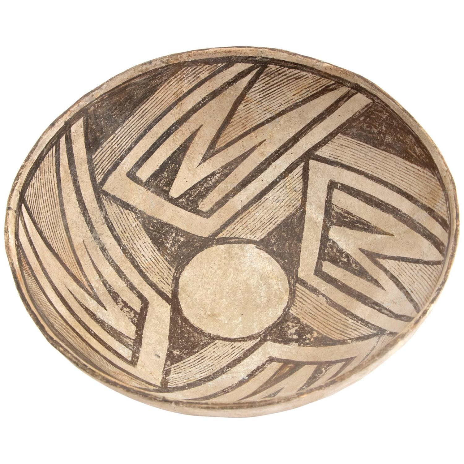 Pre-Historic Native American Southwestern Pottery Bowl, Mimbres, 1000 ...