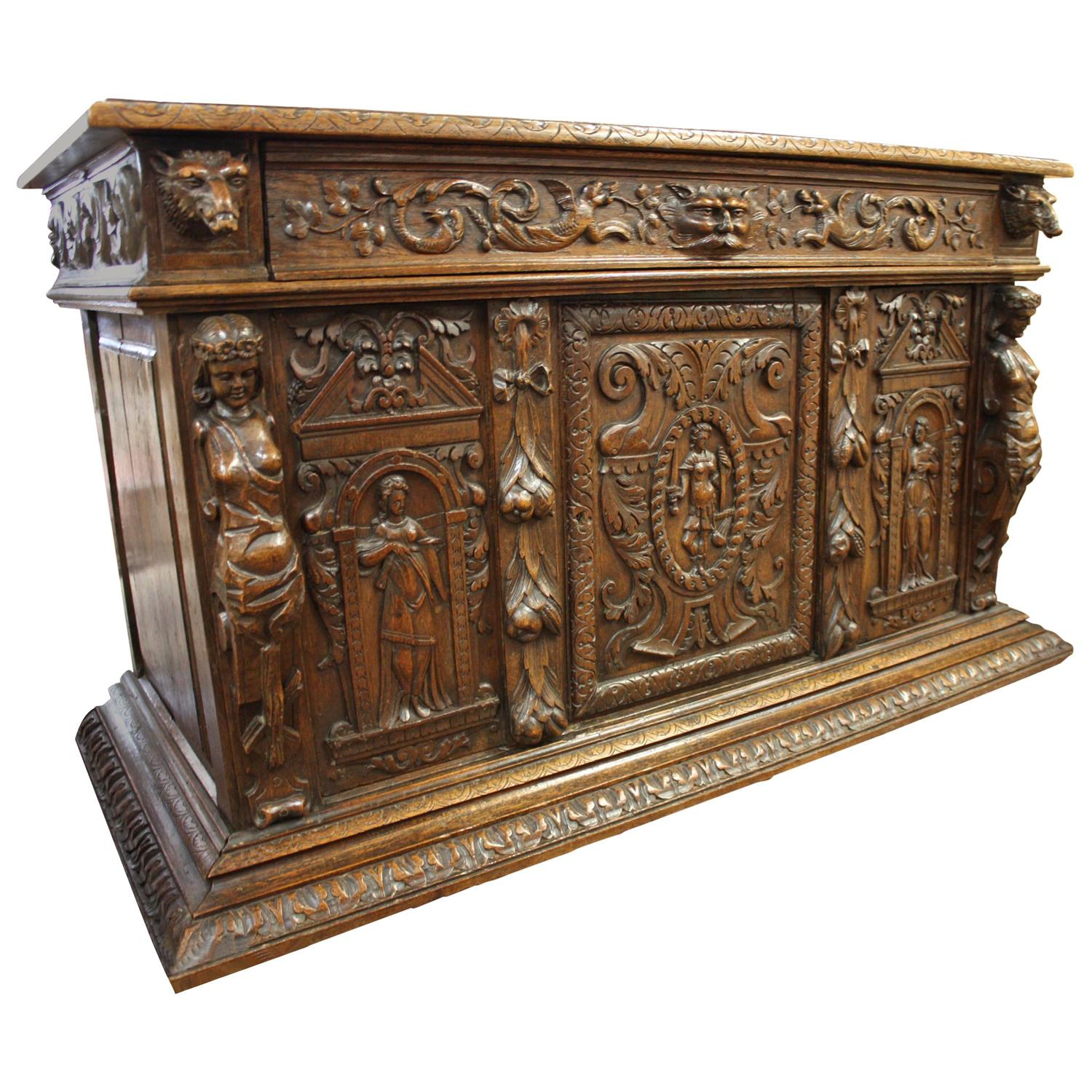 19th Century French Renaissance Carved Chest For Sale at 1stdibs
