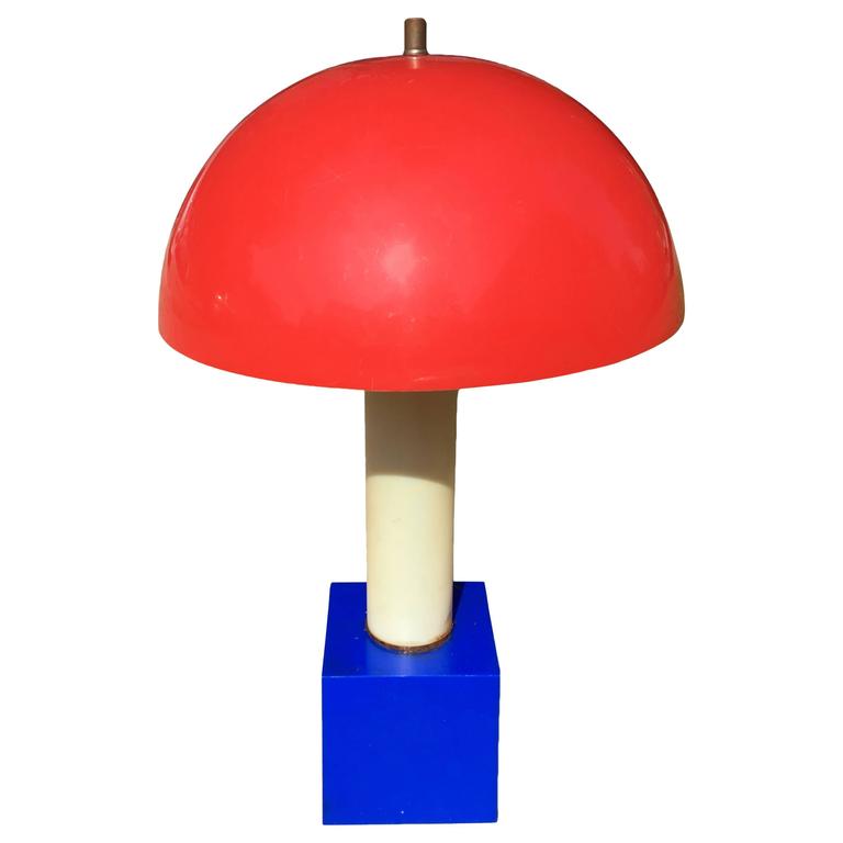 Memphis Style Table Lamp For Sale at 1stDibs